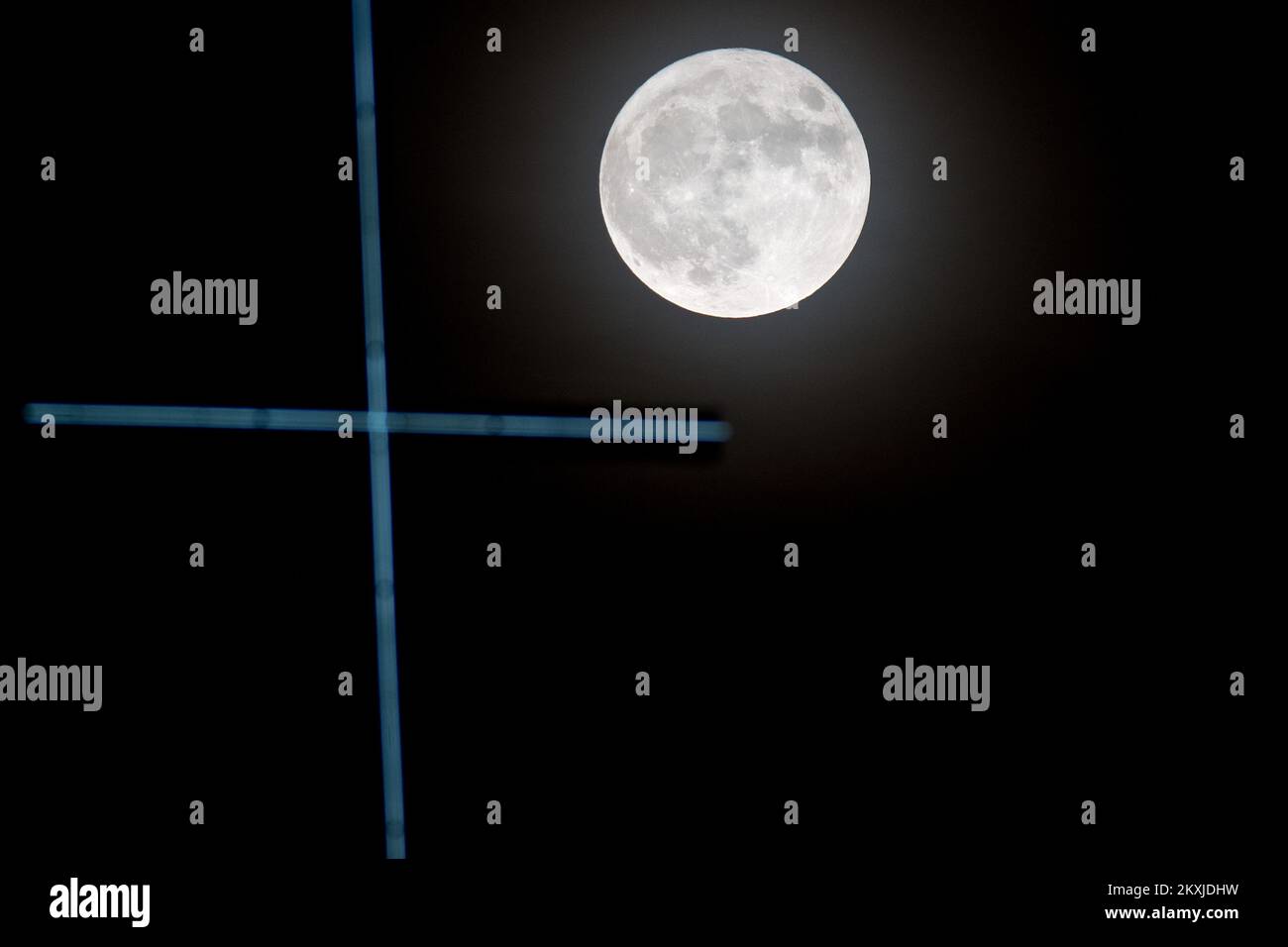 Twice in a blue moon hi-res stock photography and images - Alamy