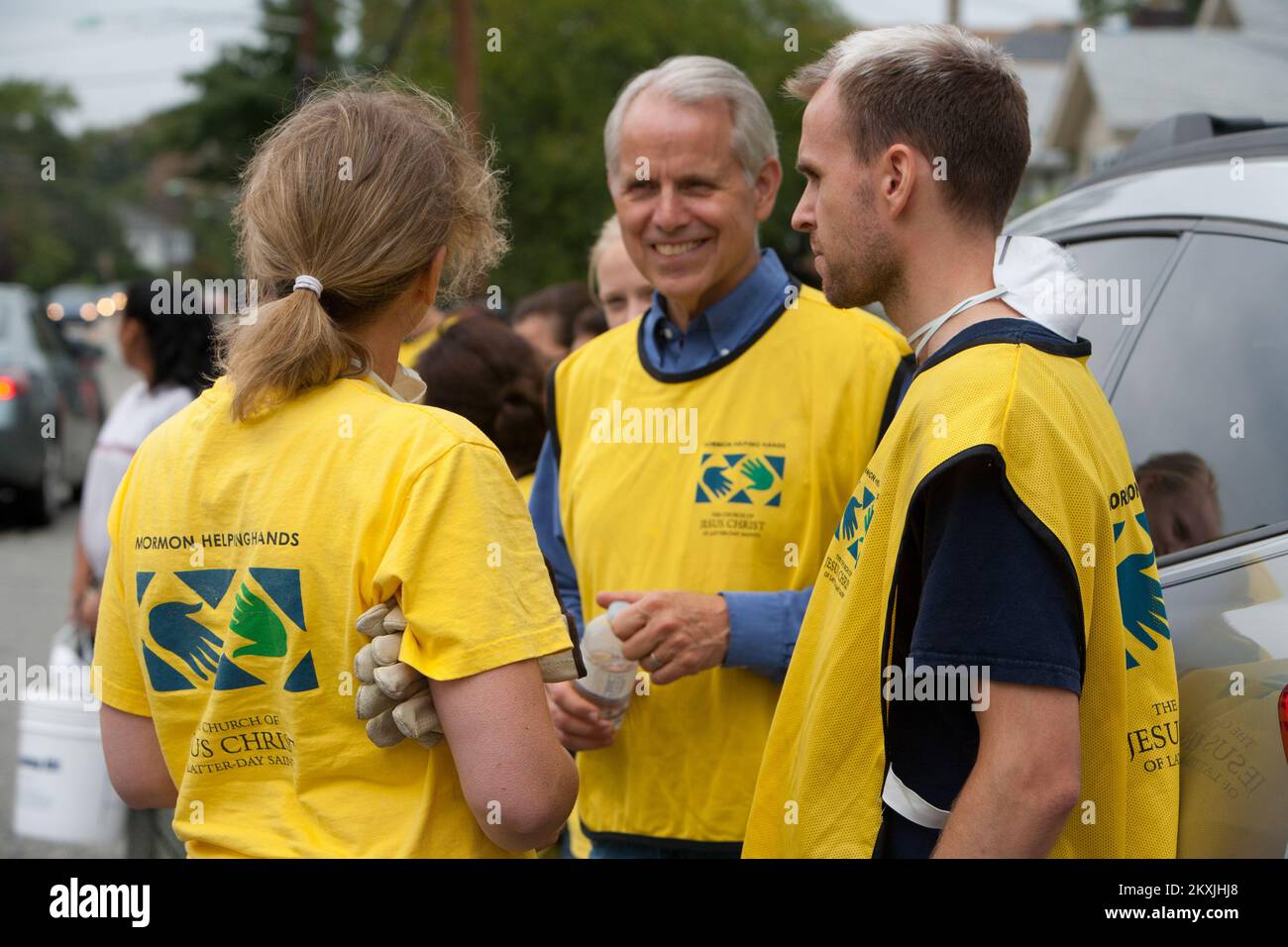 Mormon helping hands hi-res stock photography and images - Alamy