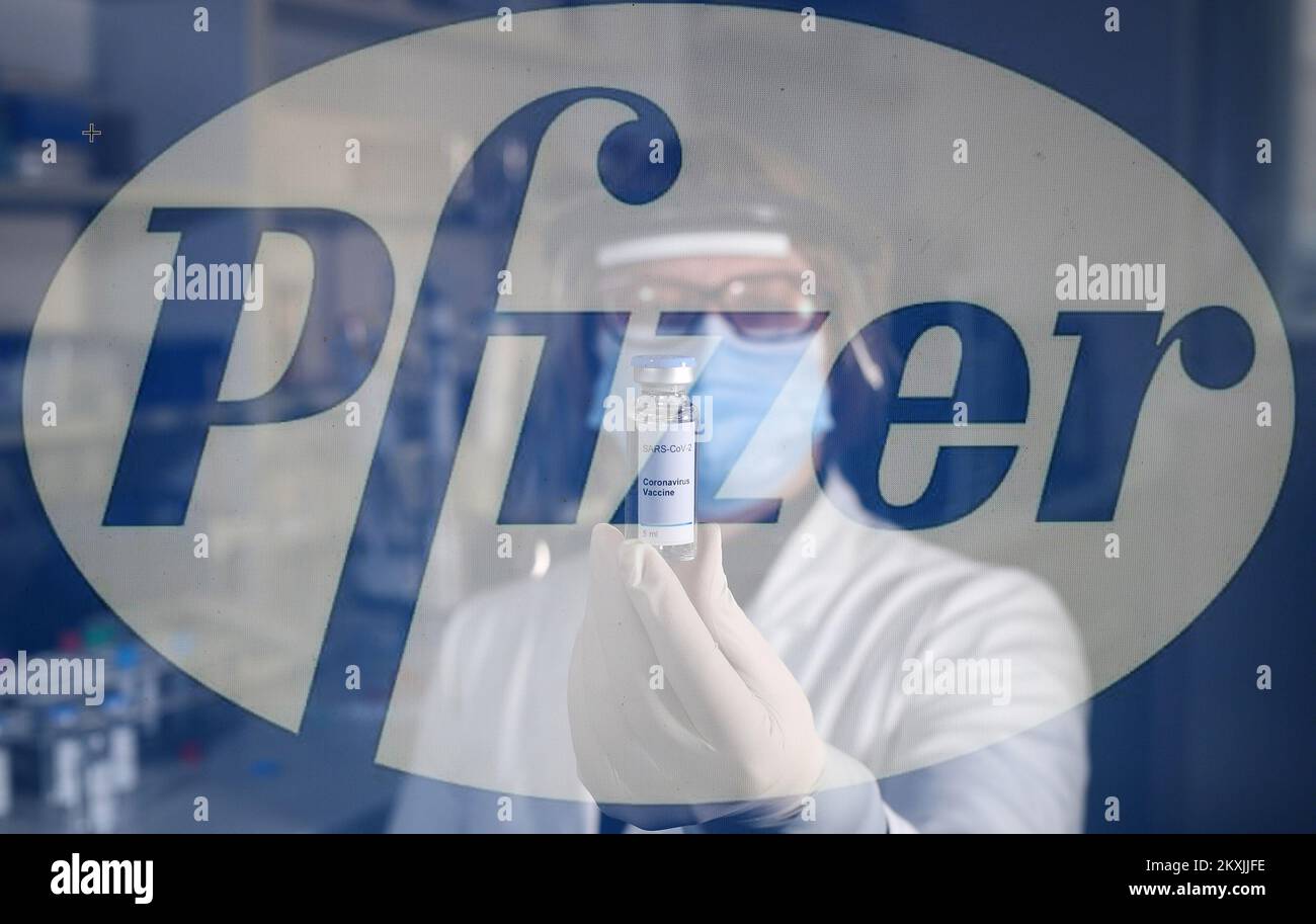 Analysis from phase 3 study hi-res stock photography and images - Alamy