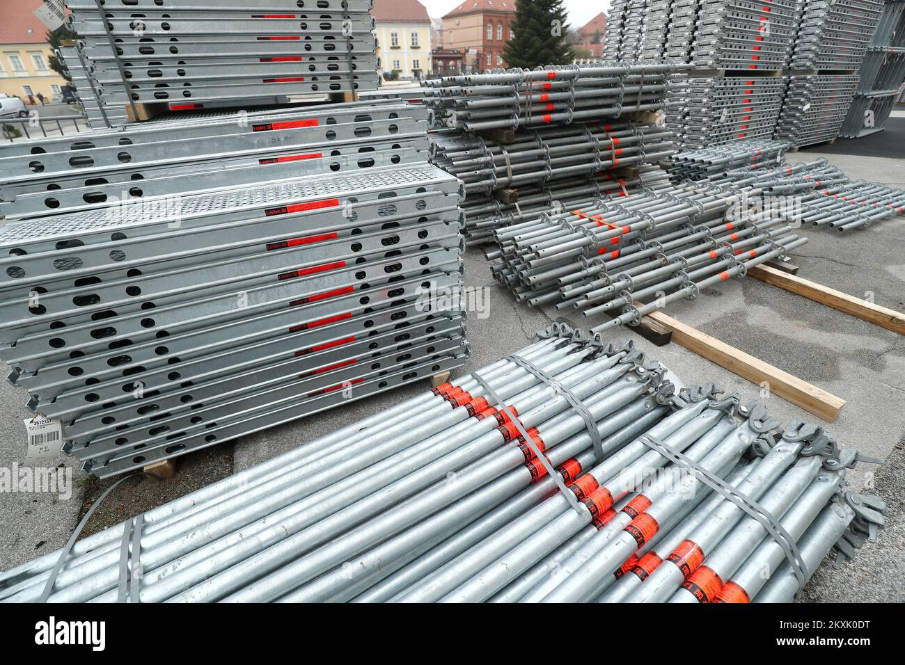 Scaffolding needed for the renovation of the Zagreb Cathedral damaged ...