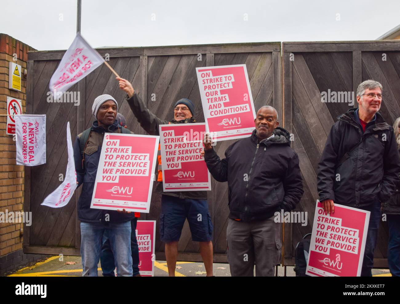 London, UK. 30th November 2022. Picket line outside the Royal Mail ...