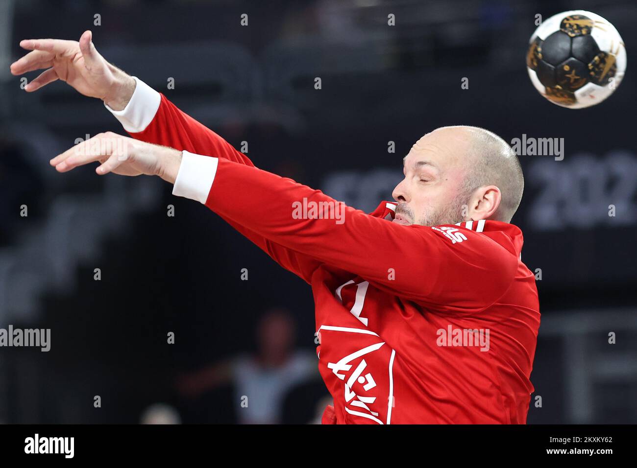CAIRO, EGYPT - JANUARY 29: Goalkeeper Vincent Gerard of France during ...