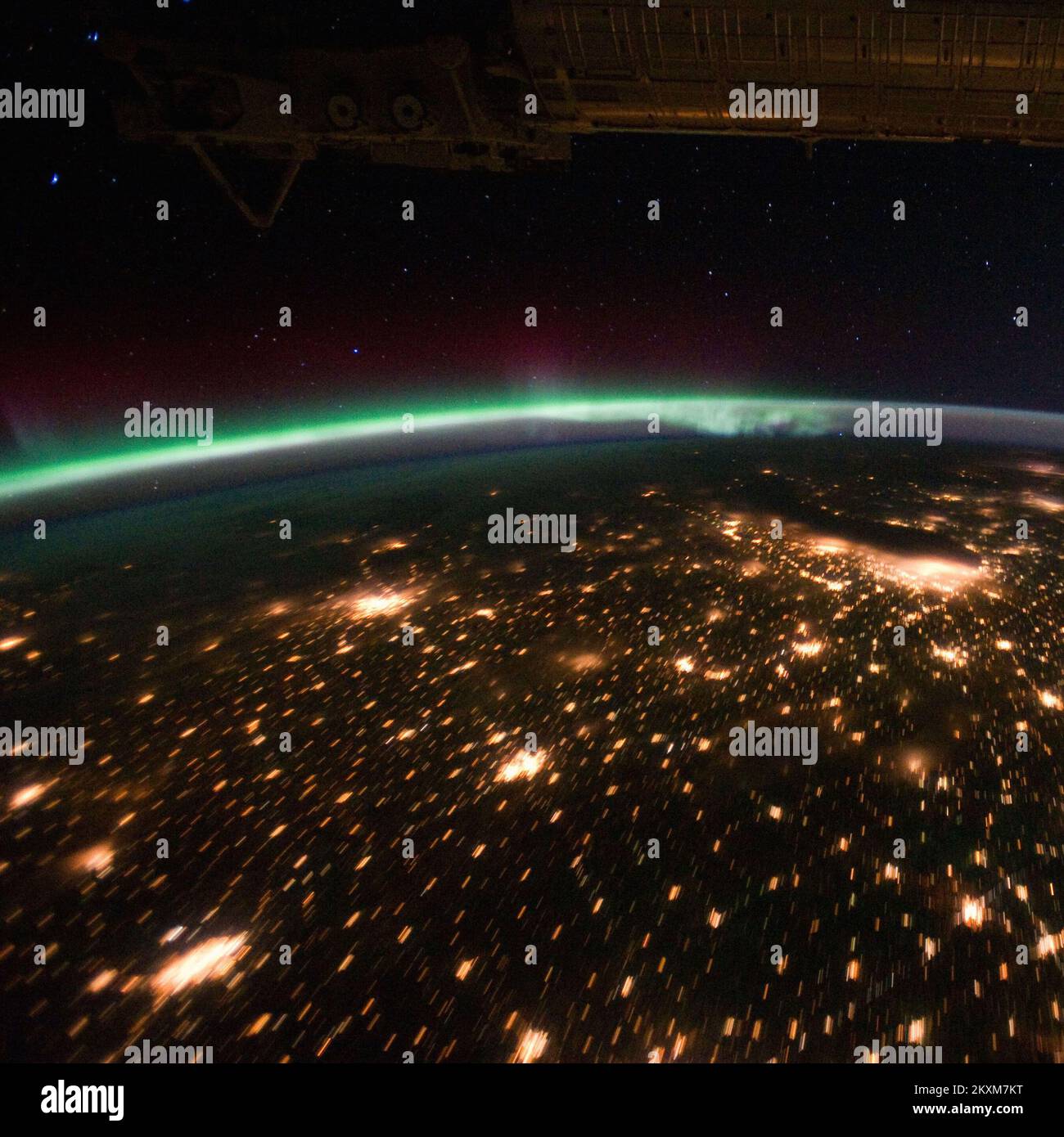 Earth's magnetic field hi-res stock photography and images - Alamy