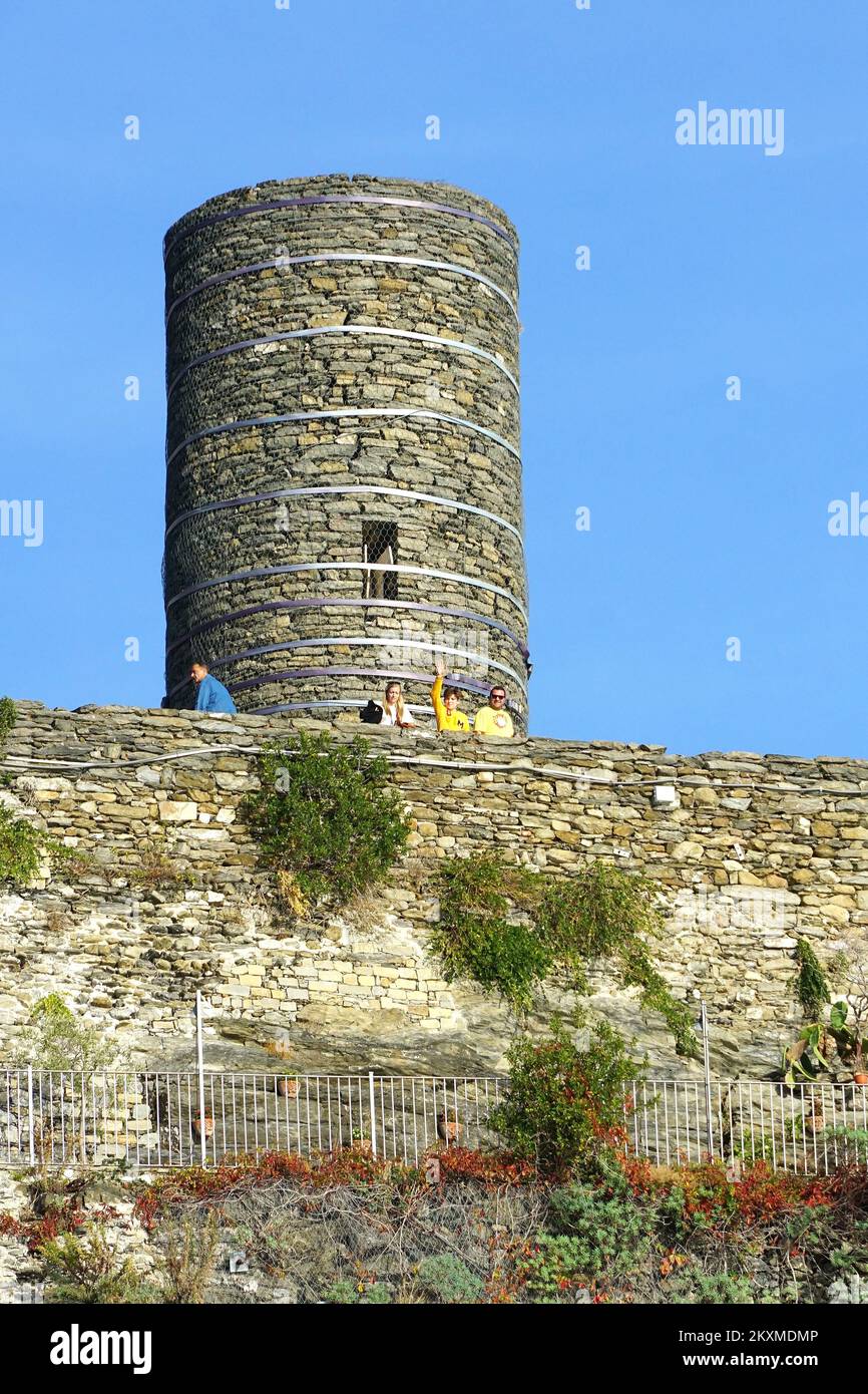 Castello dorio hi-res stock photography and images - Alamy