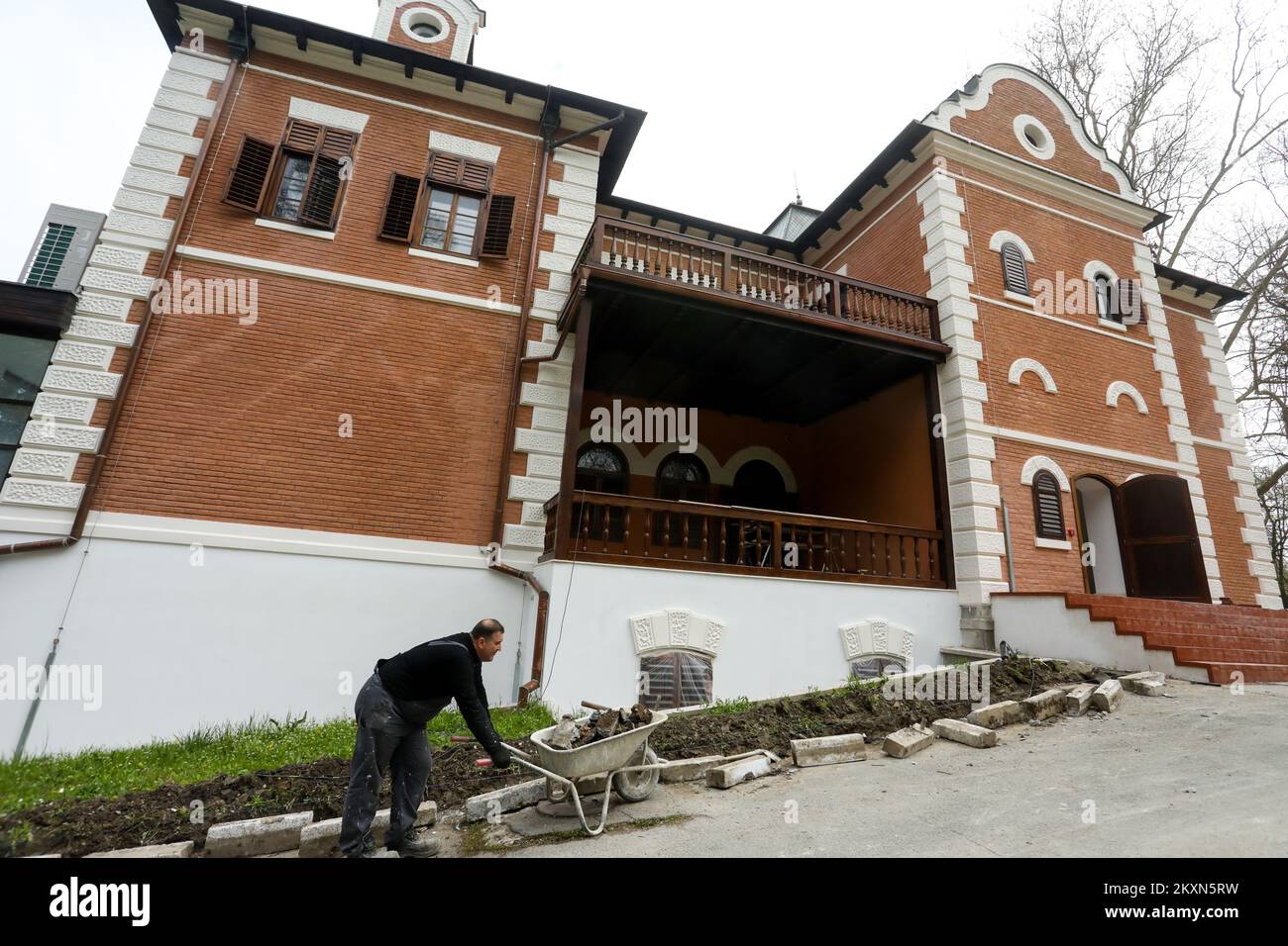 Works on the renovation and conversion of the Tikves castle in Kopacki ...