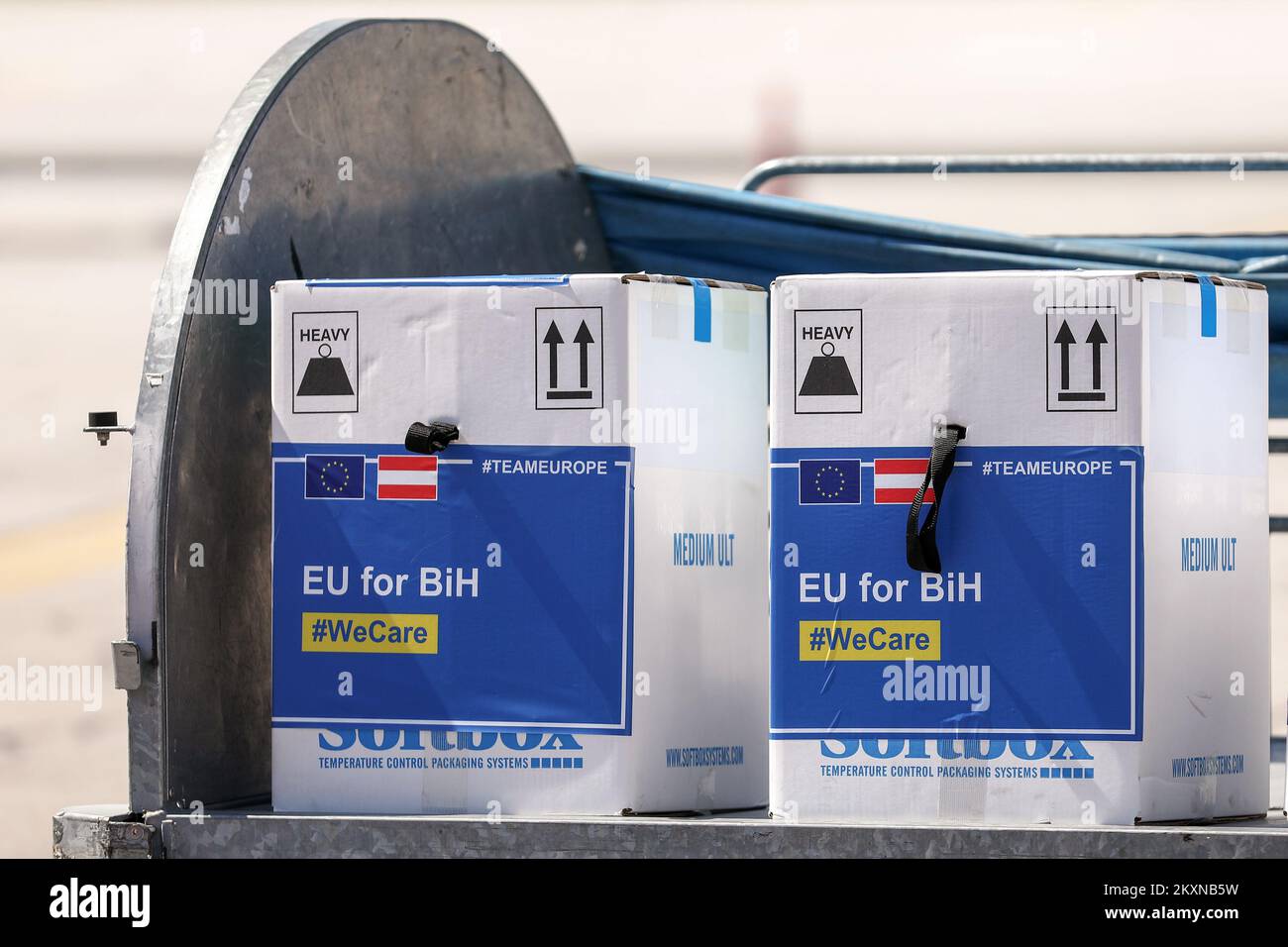 The first contingent of ten thousand doses of Pfizer coronavirus ...