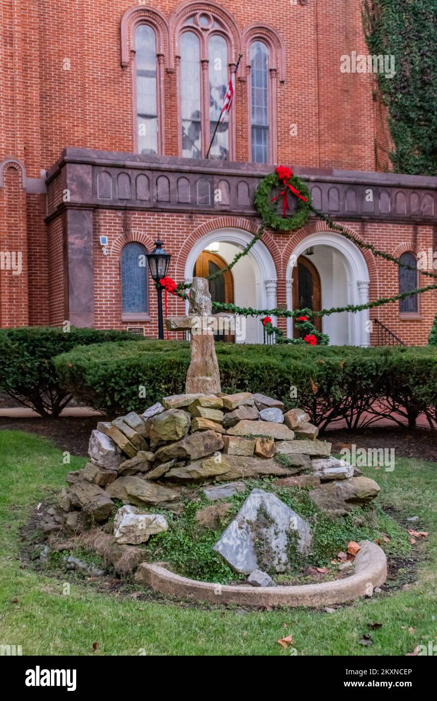 Stone Cross and Historic Church Decorated for the Holidays, York City ...