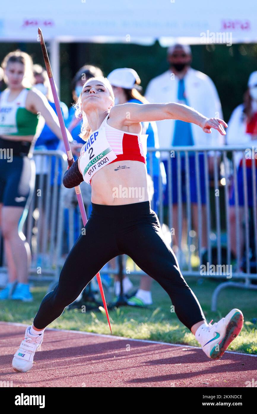 SPLIT, CROATIA - MAY 09: Victoria Hudson of Austria competes in Women's ...