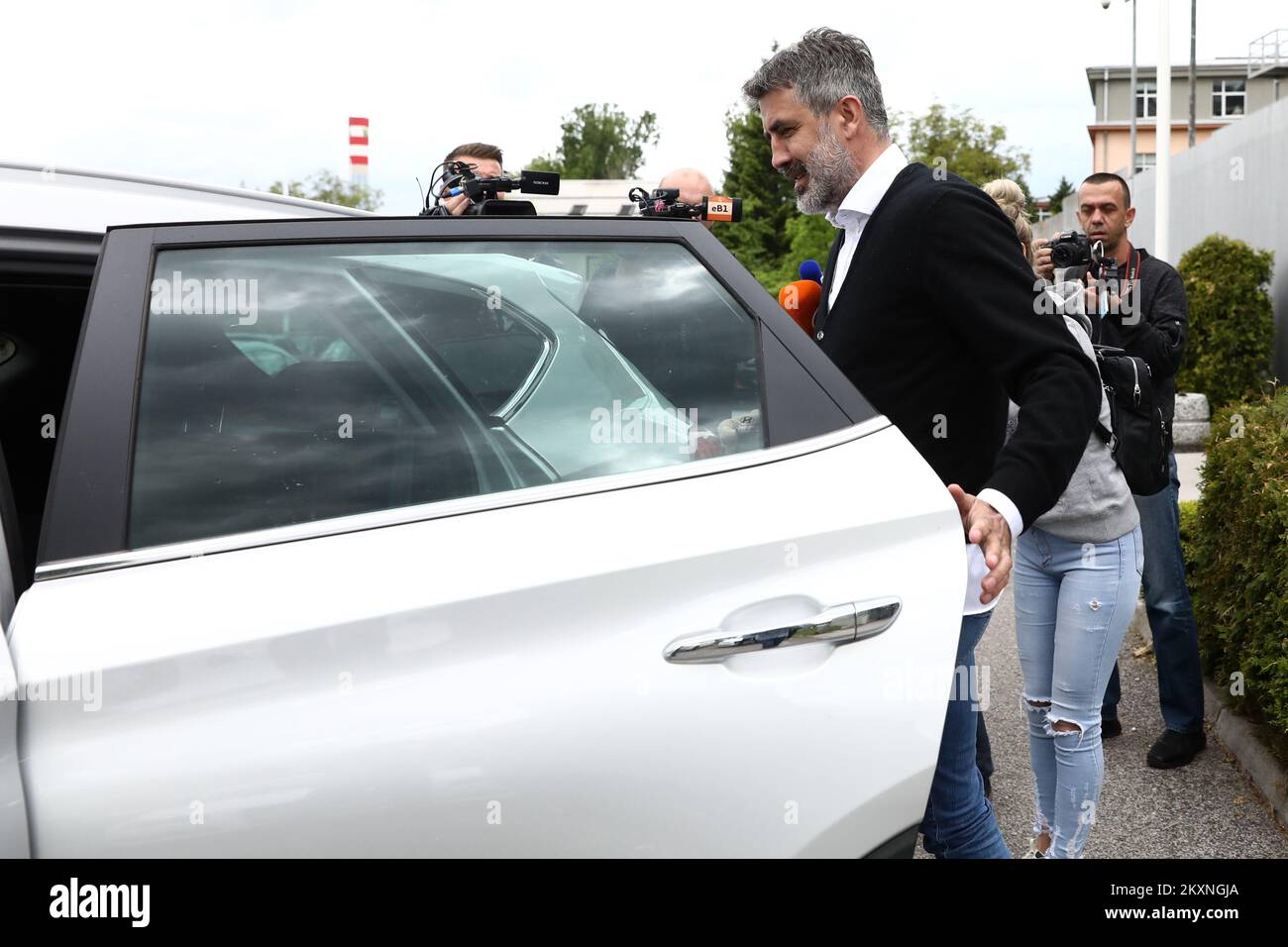 Siphoning money hi-res stock photography and images - Alamy