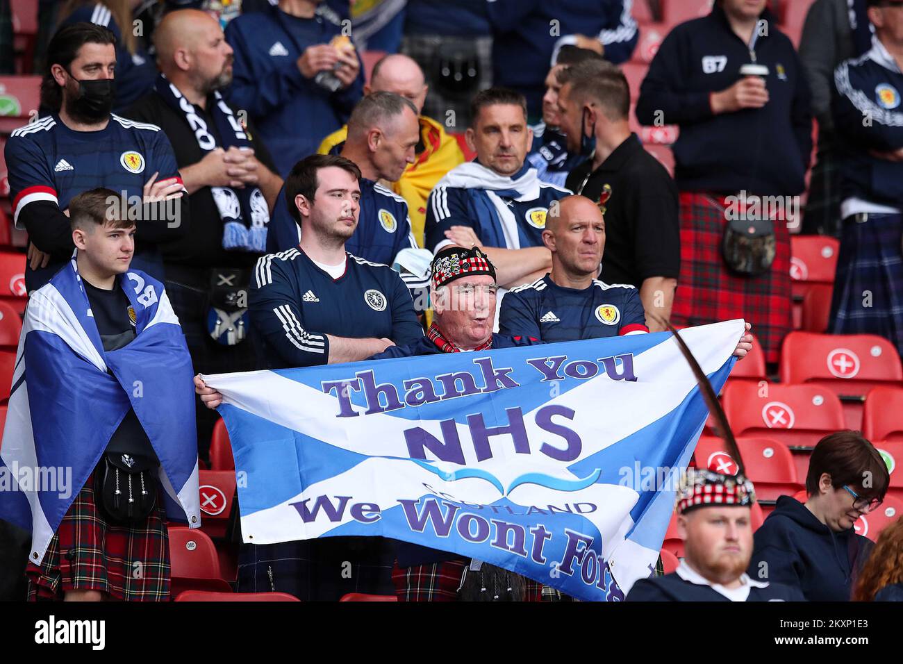 Euro2020 stadium fans hi-res stock photography and images - Alamy