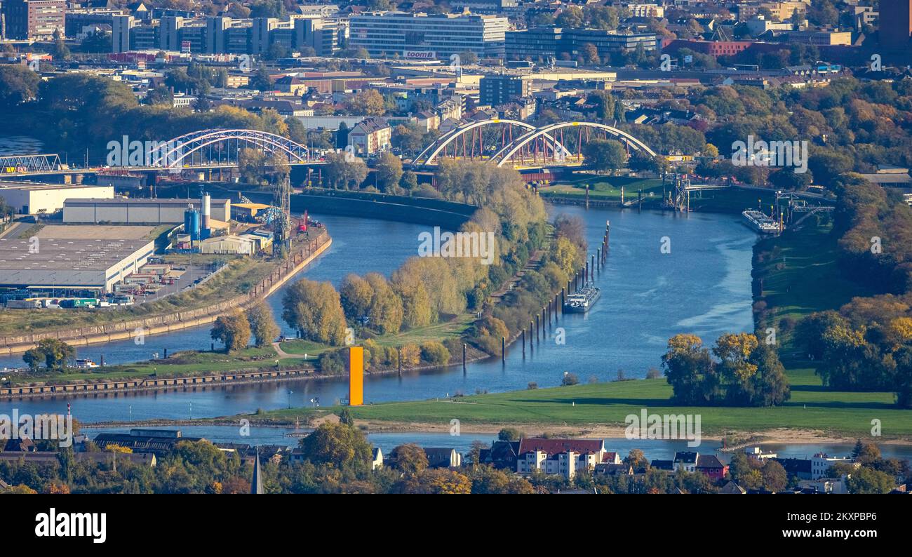 Sculpture rhine orange hi-res stock photography and images - Alamy