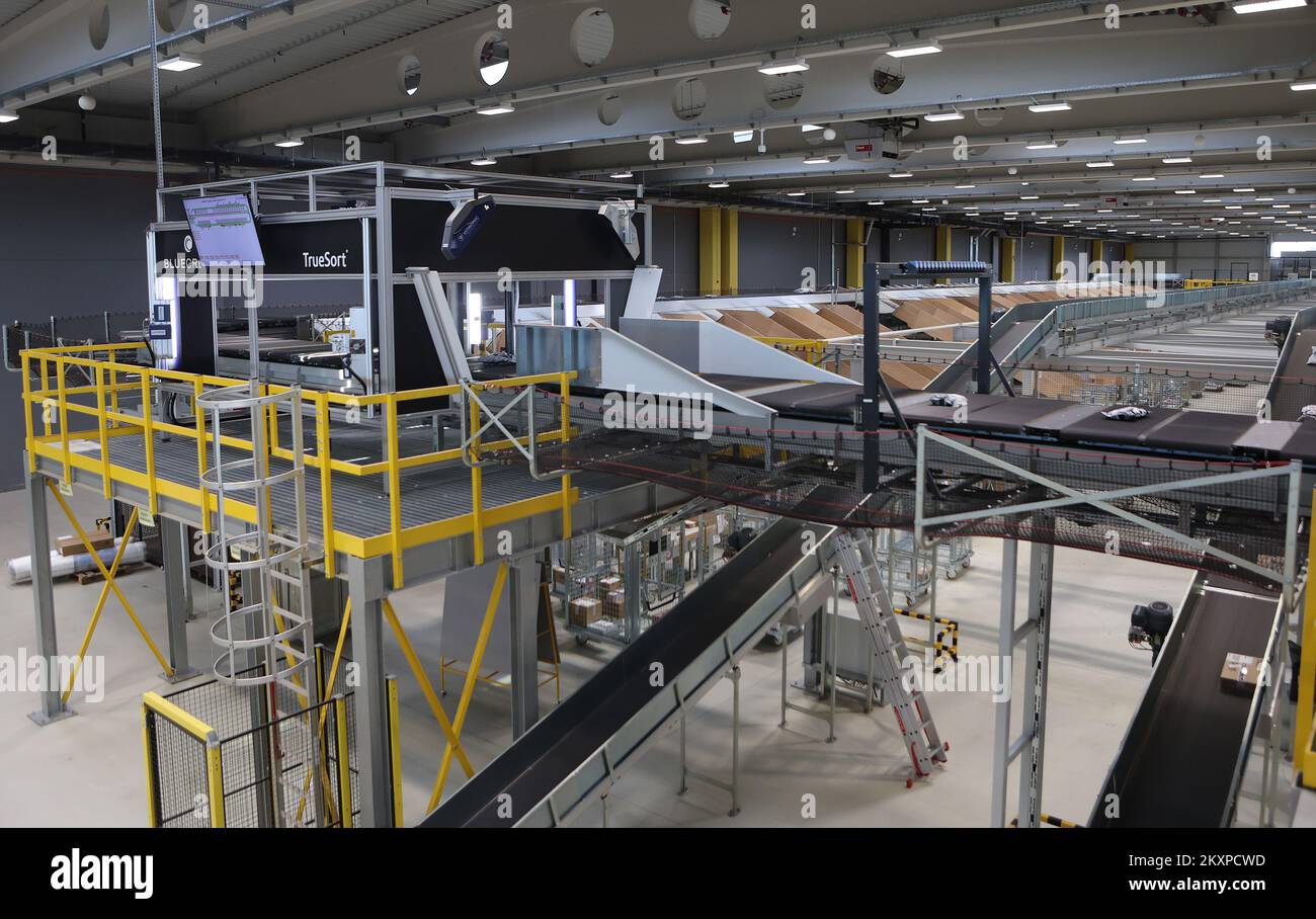 Picture shows the Central Sorting Center of the Croatian Post. In the ...