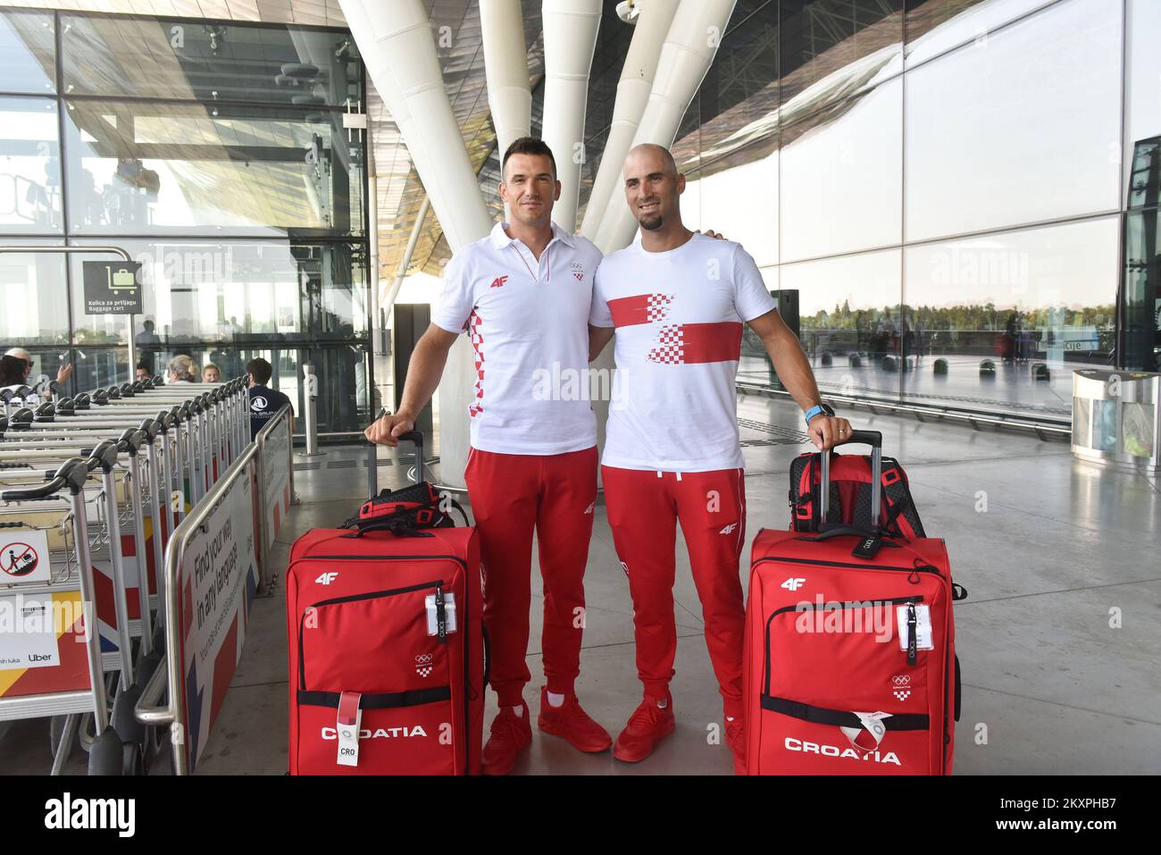 Croatian rowers Valent and Martin Sinkovic pose for photo at Franjo ...