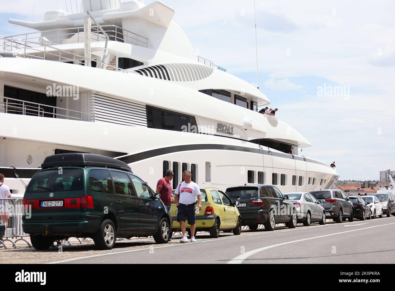 The 82.5-meter-long yacht 'Secret', owned by Nancy Walton Laurie ...