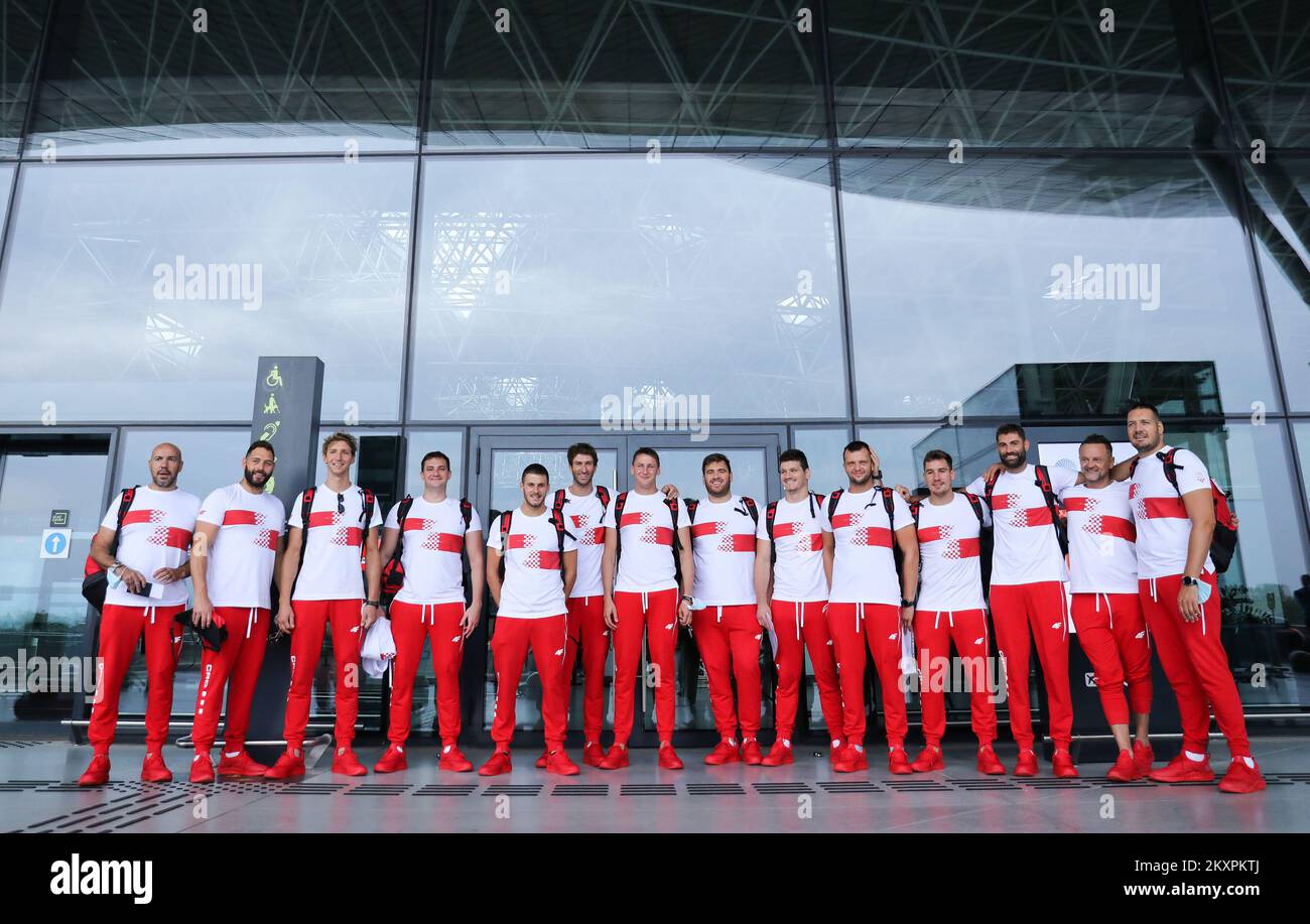 Croatian water polo team pose for photo at Franjo Tudjman Airport in ...