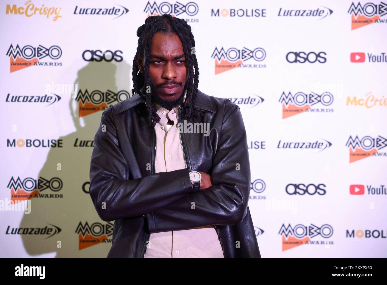 Knucks mobo awards 2022 hi-res stock photography and images - Alamy