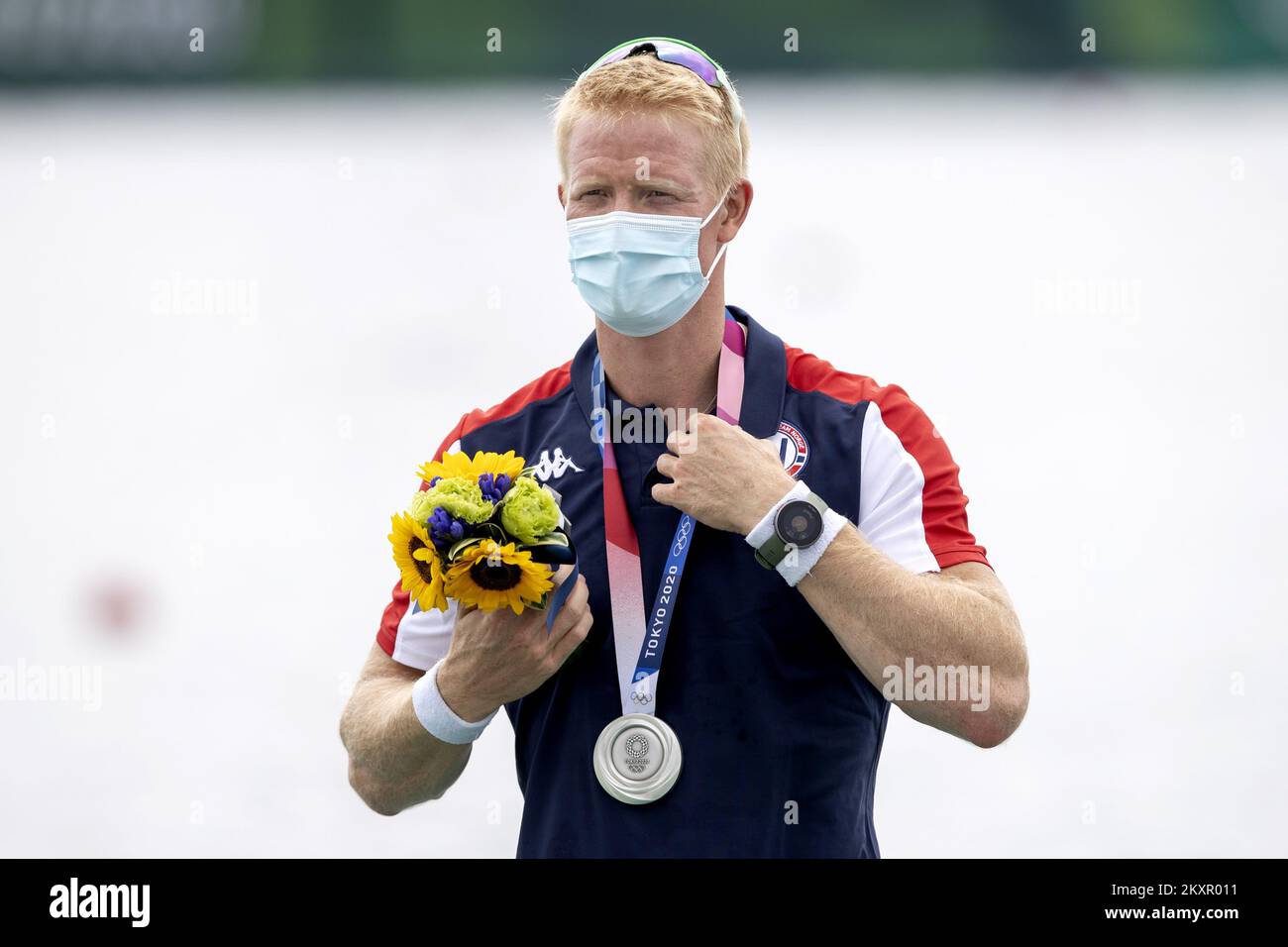 Silver medalist Kjetil Borch of Team Norway pose with his medal during ...