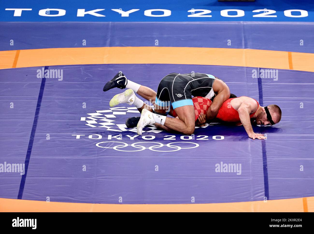 TOKYO, JAPAN - AUGUST 02: Bozo Starcevic of Team Croatia competes with ...