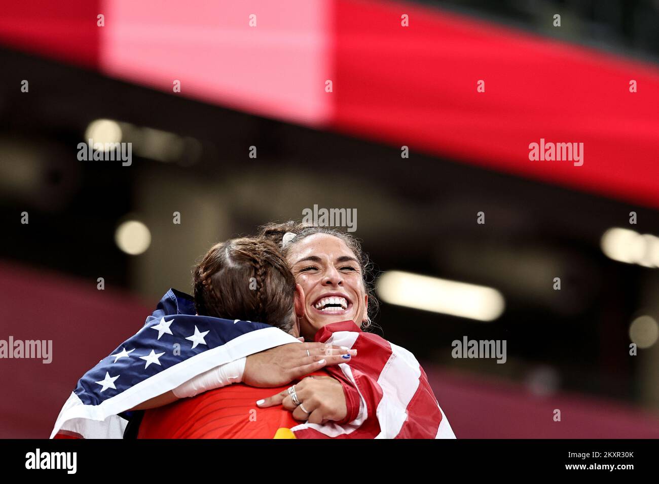 TOKYO, JAPAN - AUGUST 02: Gold discus thrower, Valerie Allman of Team ...