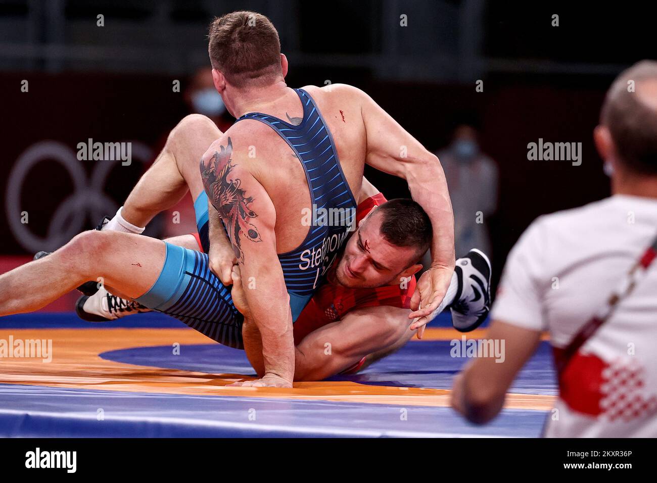 Ivan Huklek of Team Croatia competes against John Walter Stefanowicz jr ...