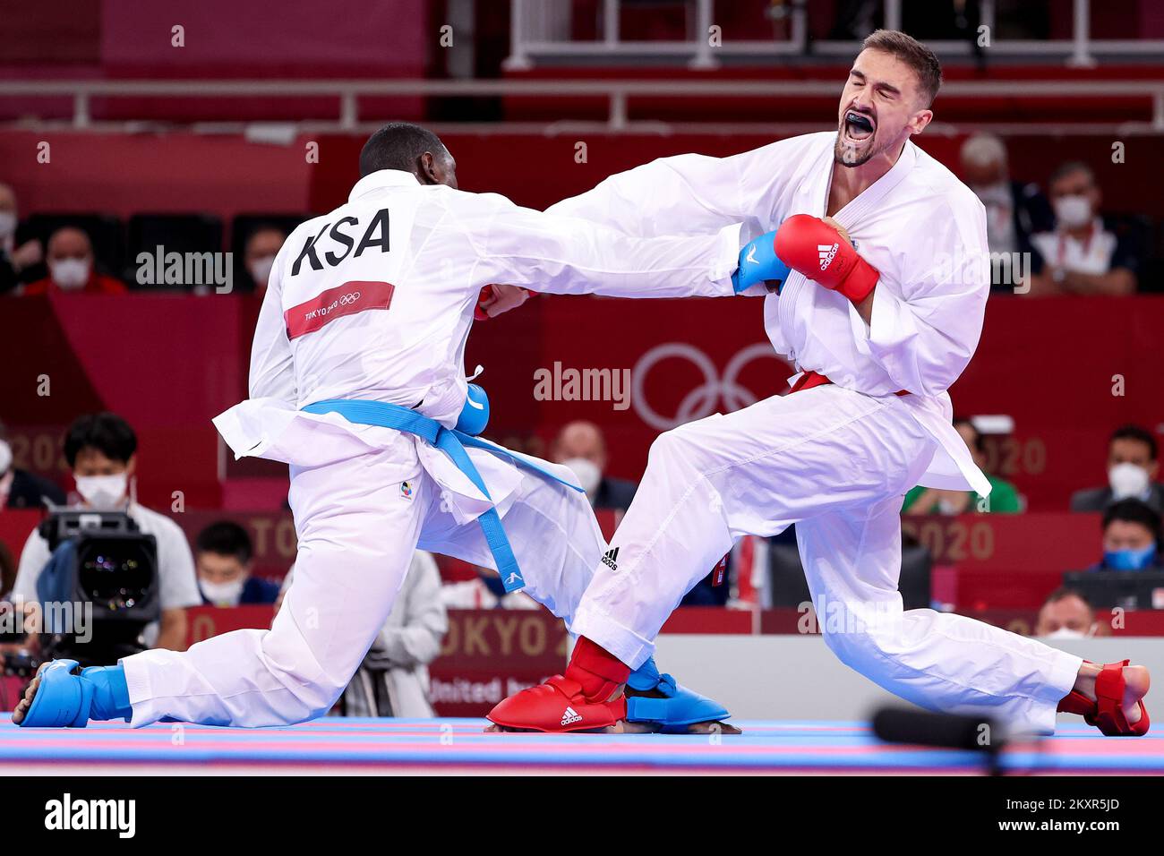Ivan Kvesic of Team Croatia and Tareh Hamedi of Team Saudi Arabia ...