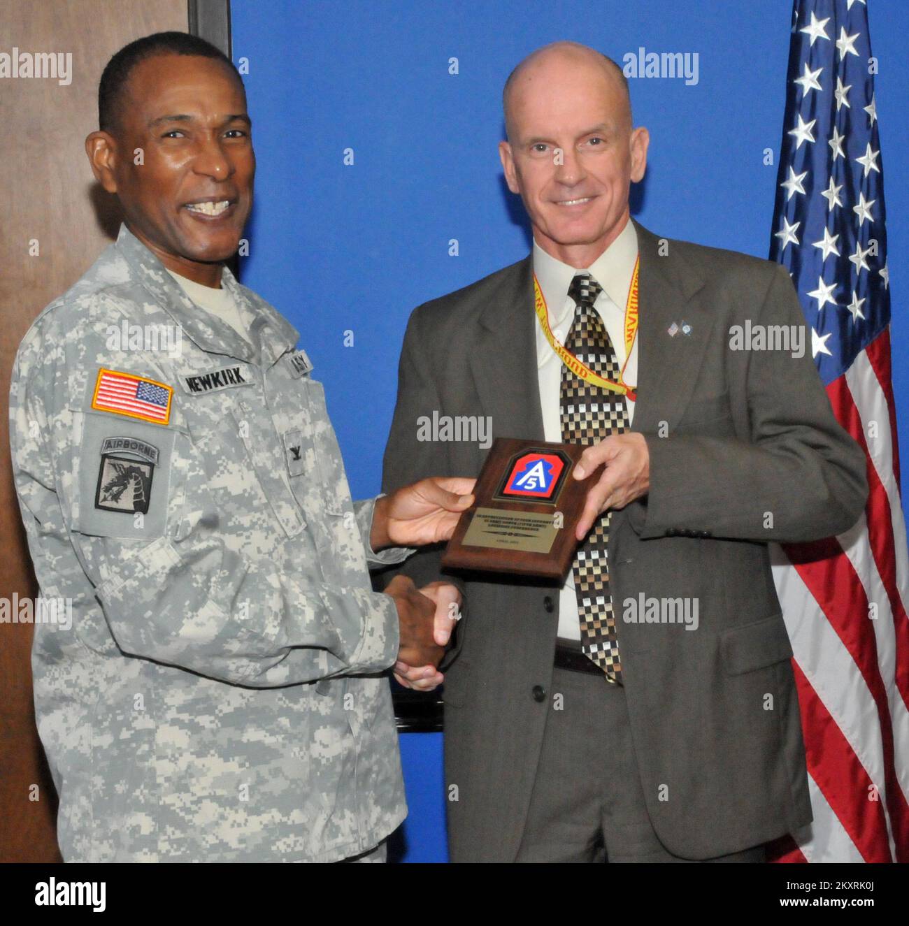 Plaque of appreciation hi-res stock photography and images - Alamy