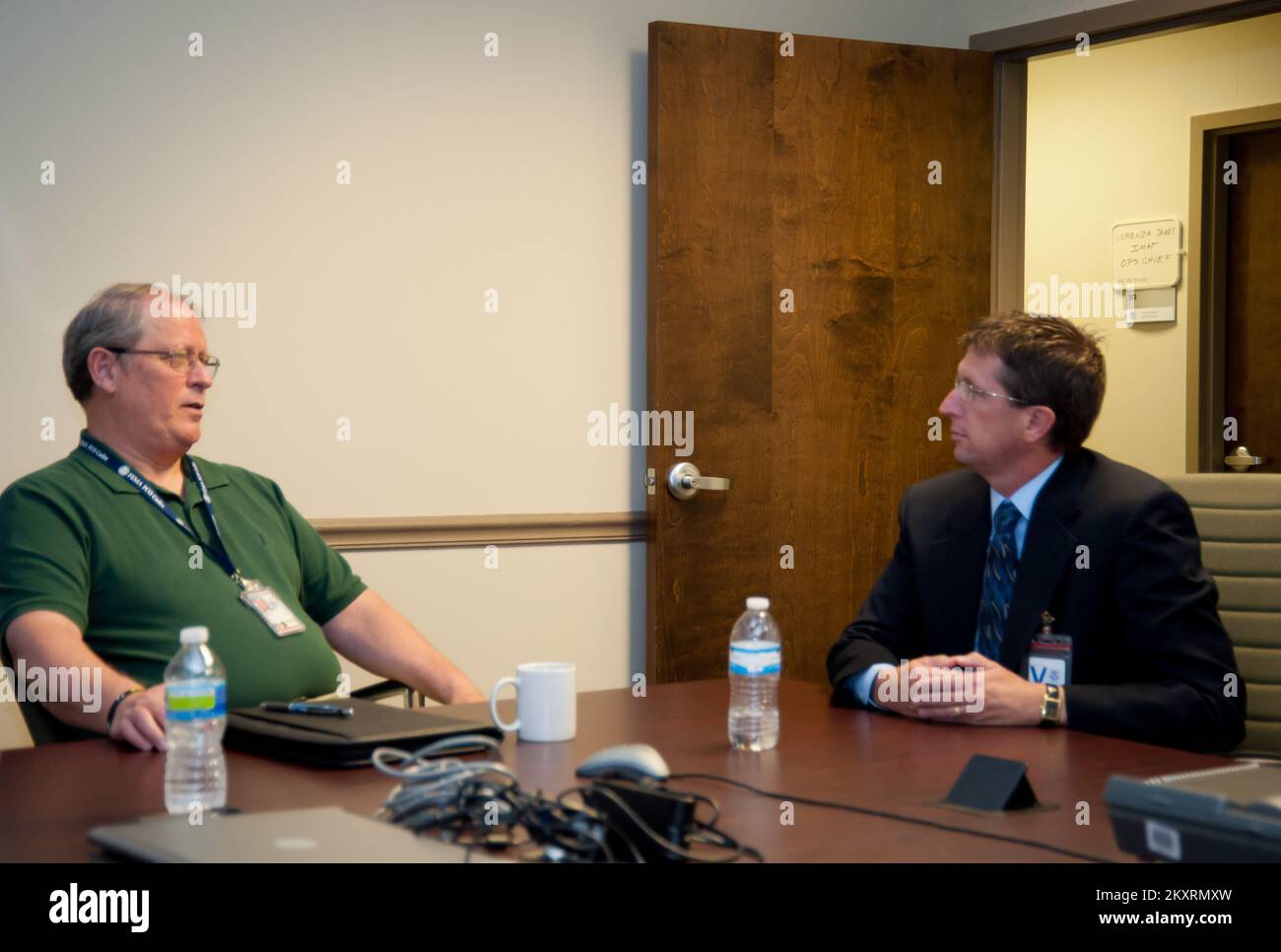 Management cadre hi-res stock photography and images - Alamy