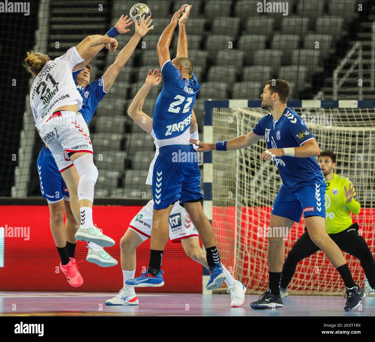Zeljko Musa of HC PPD Zagreb in action during the EHF Champions League, Group A match between HC ...