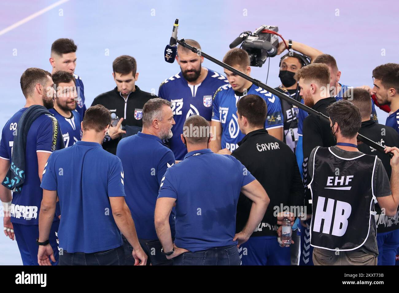 Time out of PPD Zagreb during the DELO EHF Champions League group A ...