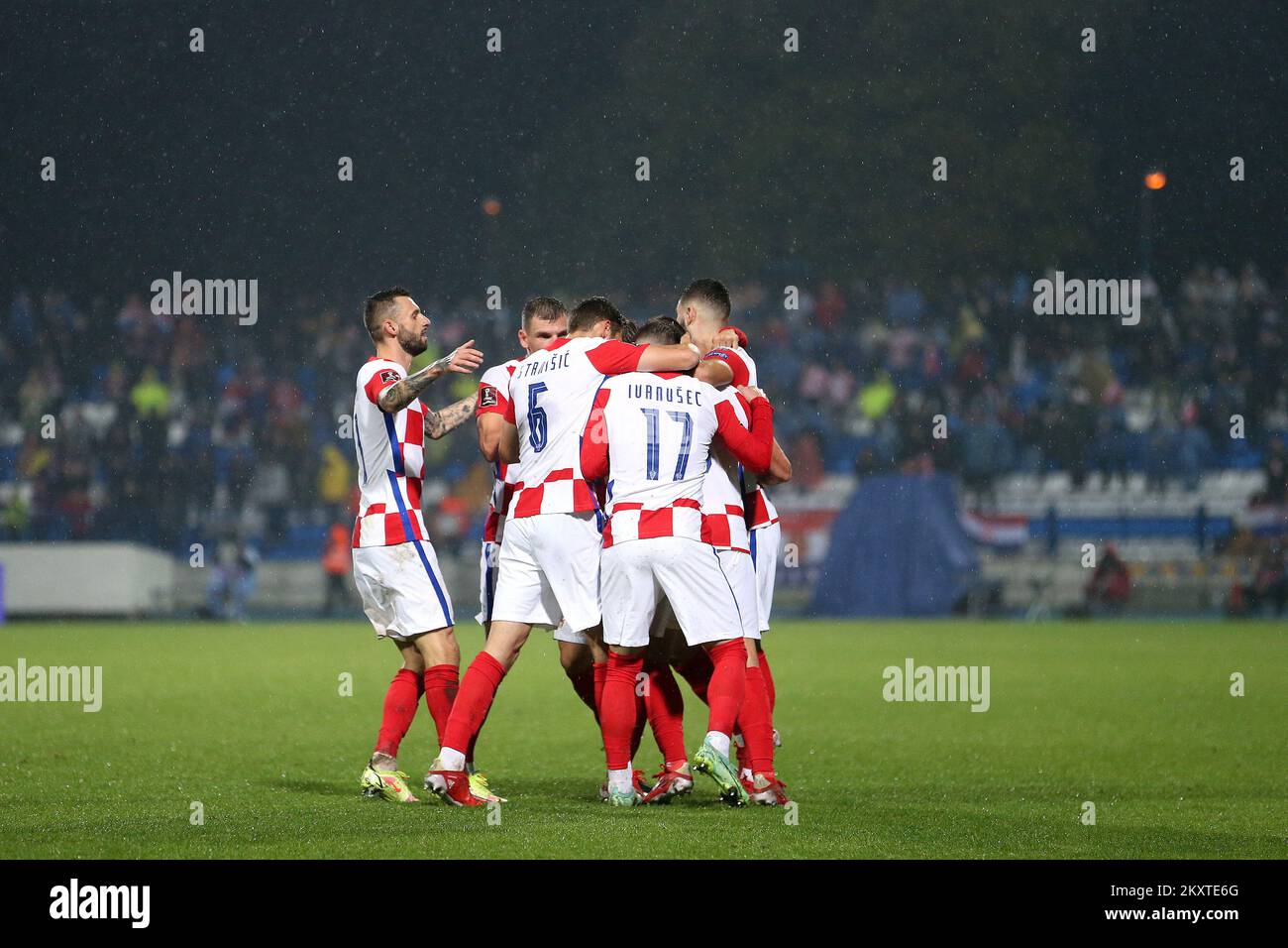 Andrej Kramaric of Croatia and Croatia teammates celebrate a goal ...