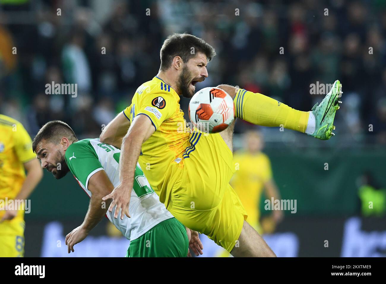 VIENNA, AUSTRIA - OCTOBER 21: Bruno Petkovic of Dinamo Zagreb and Filip ...