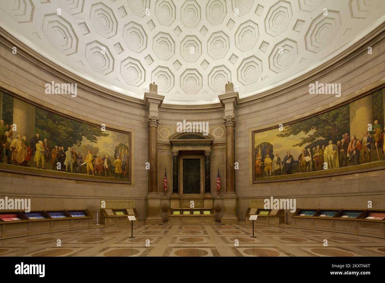 National archives rotunda hi-res stock photography and images - Alamy