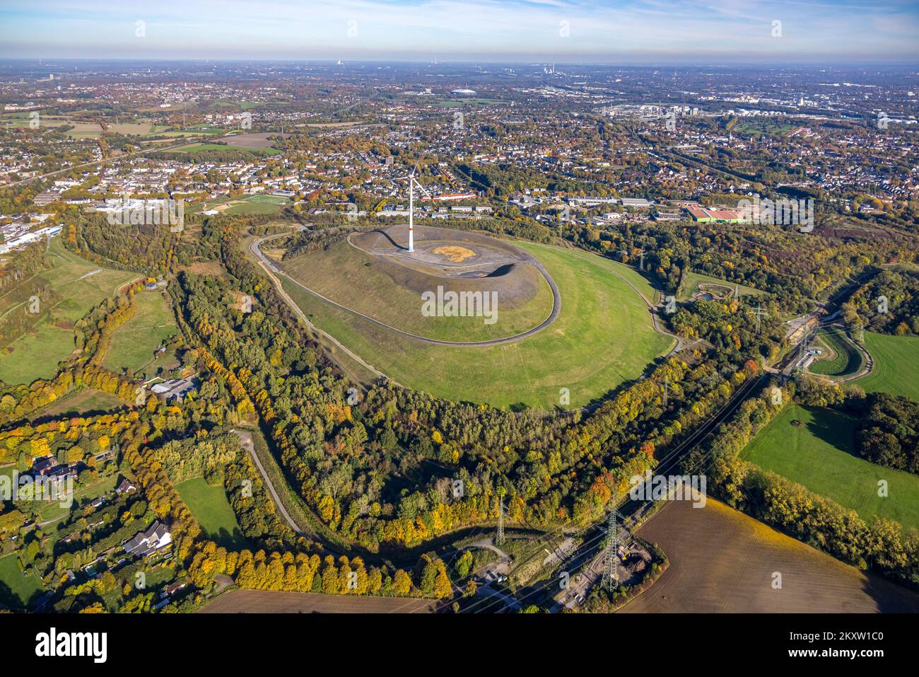 Aerial view, Mottbruchhalde with wind turbine, Brauck, Gladbeck, Ruhr ...