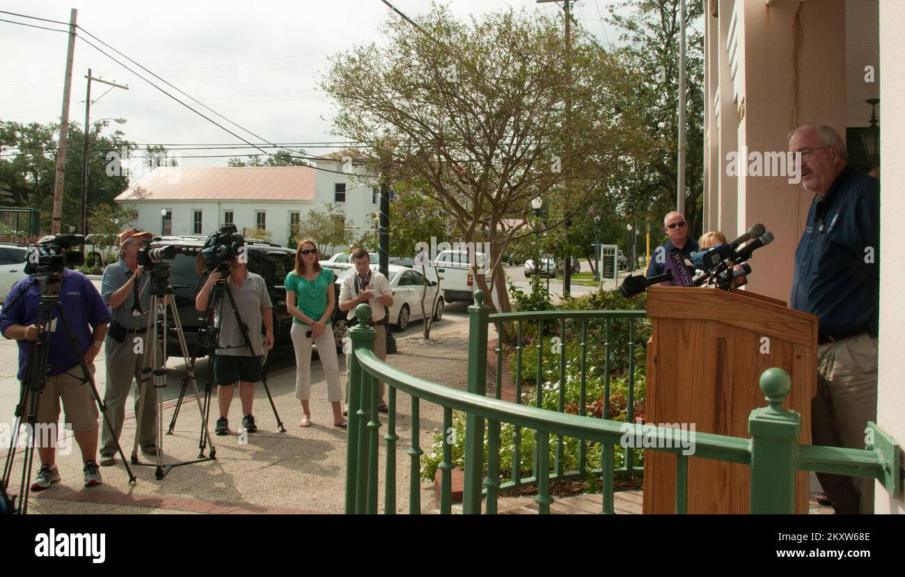 011090412 FEMA works to assist Hurricane Issac survivors. Louisiana ...