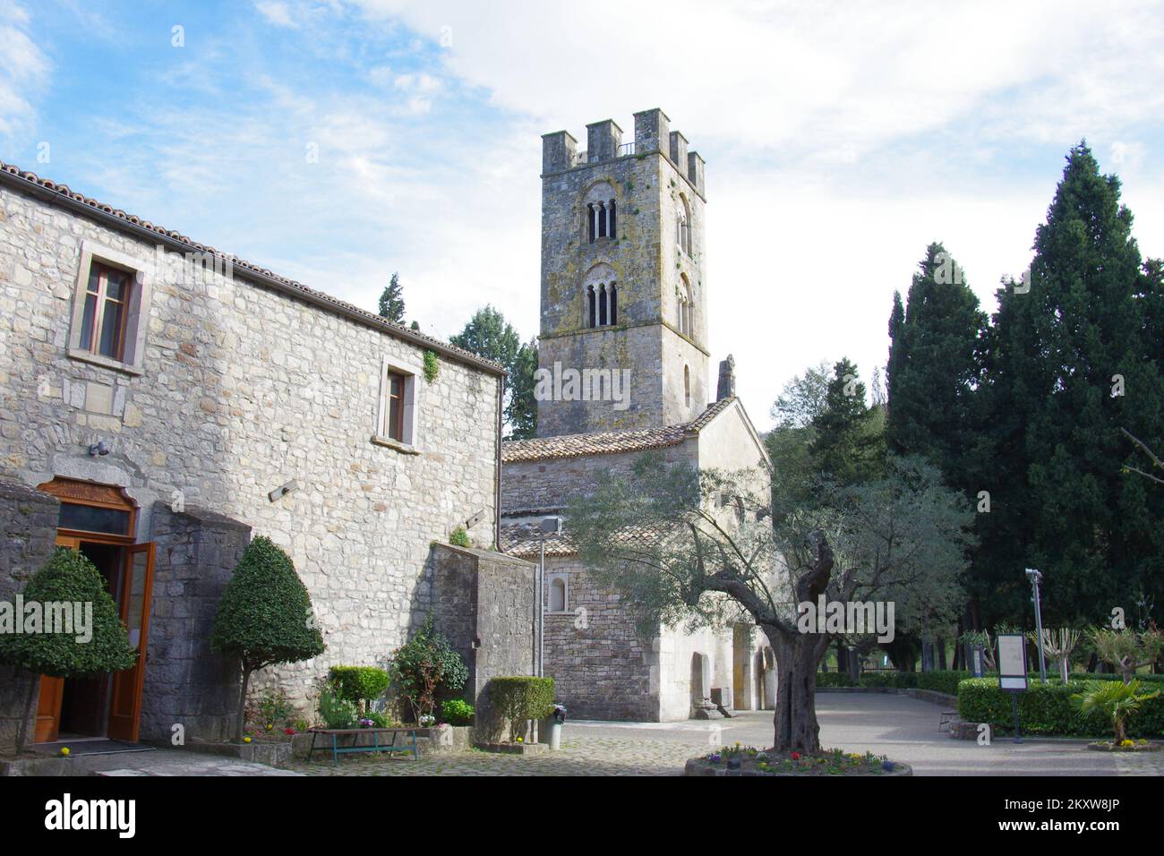 Roccavivara - Molise : Facade of the Sanctuary of the Madonna del ...