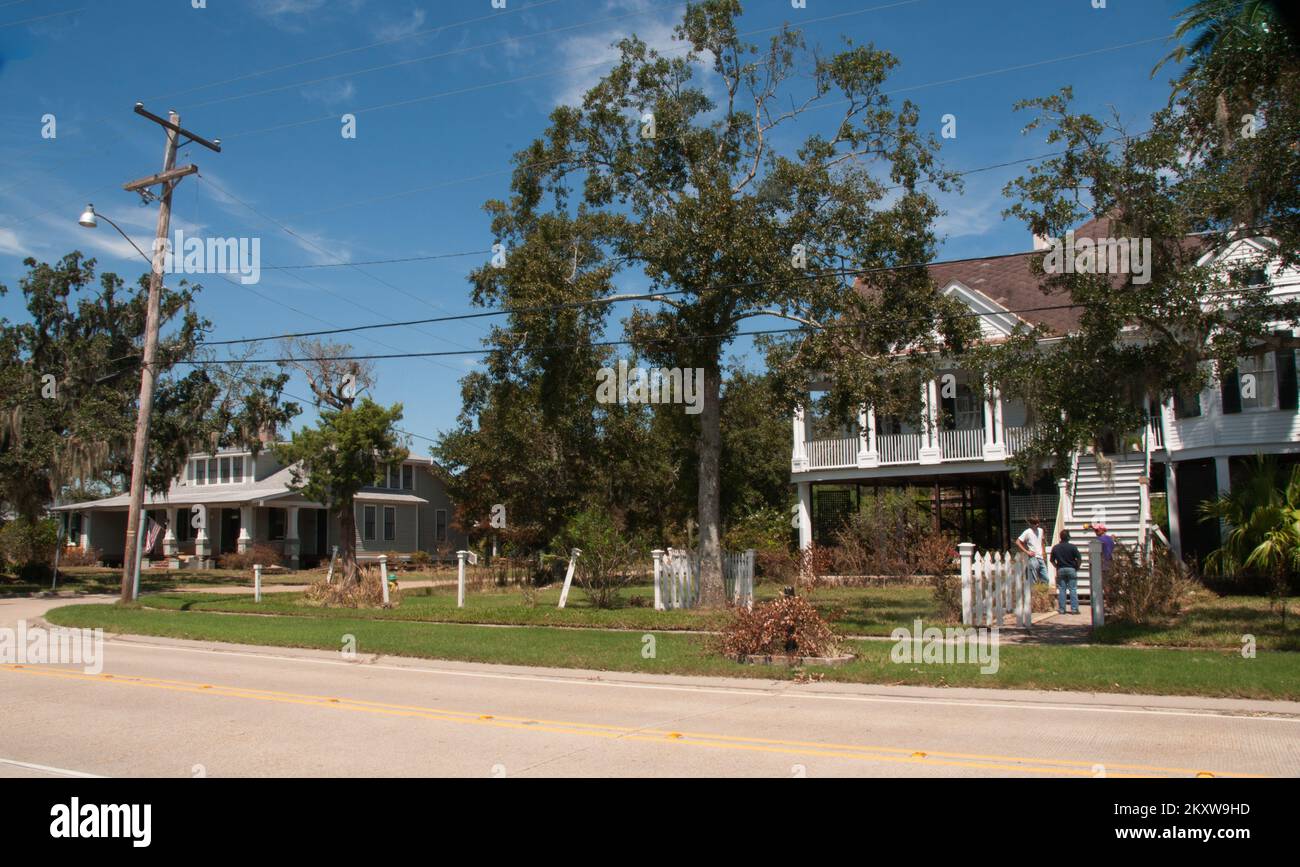 011091012 Mitigation after Hurricane Isaac. Louisiana Hurricane Isaac ...