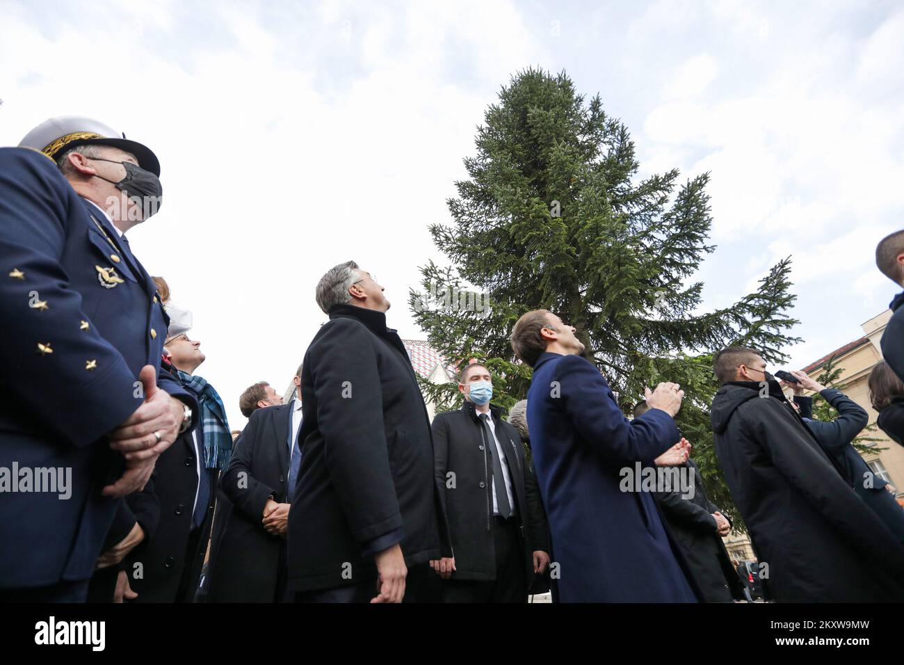 Croatian Prime Minister Andrej Plenkovic and French President Emmanuel ...