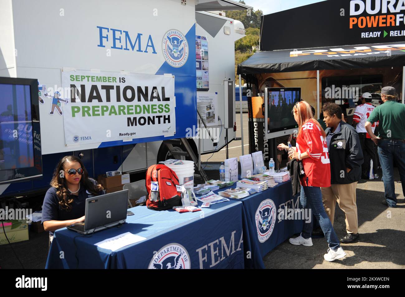 Ad campaign planning hi-res stock photography and images - Alamy