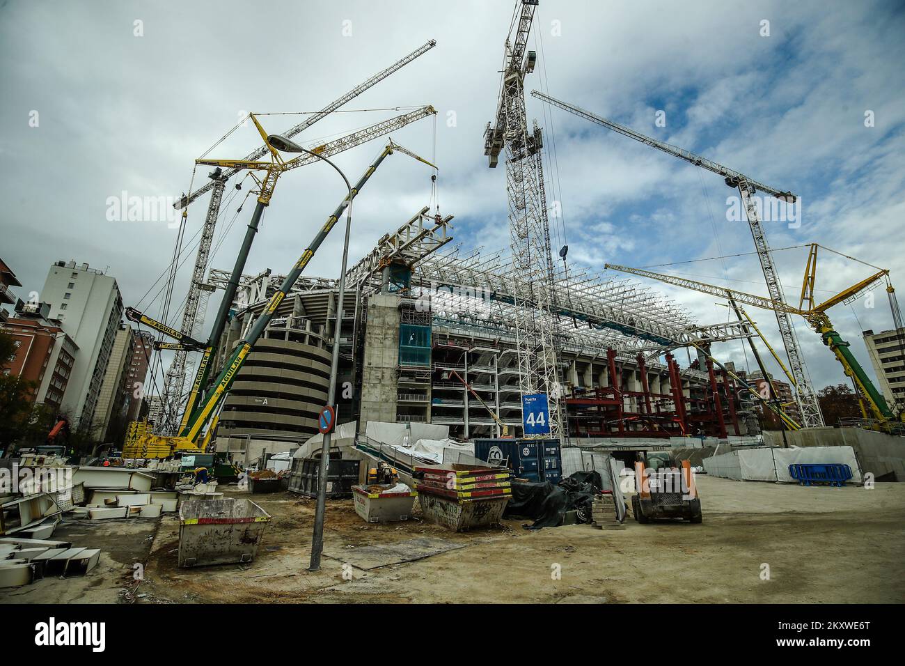 Workers are working on the renovation of the Santiago Bernabeu Stadium ...