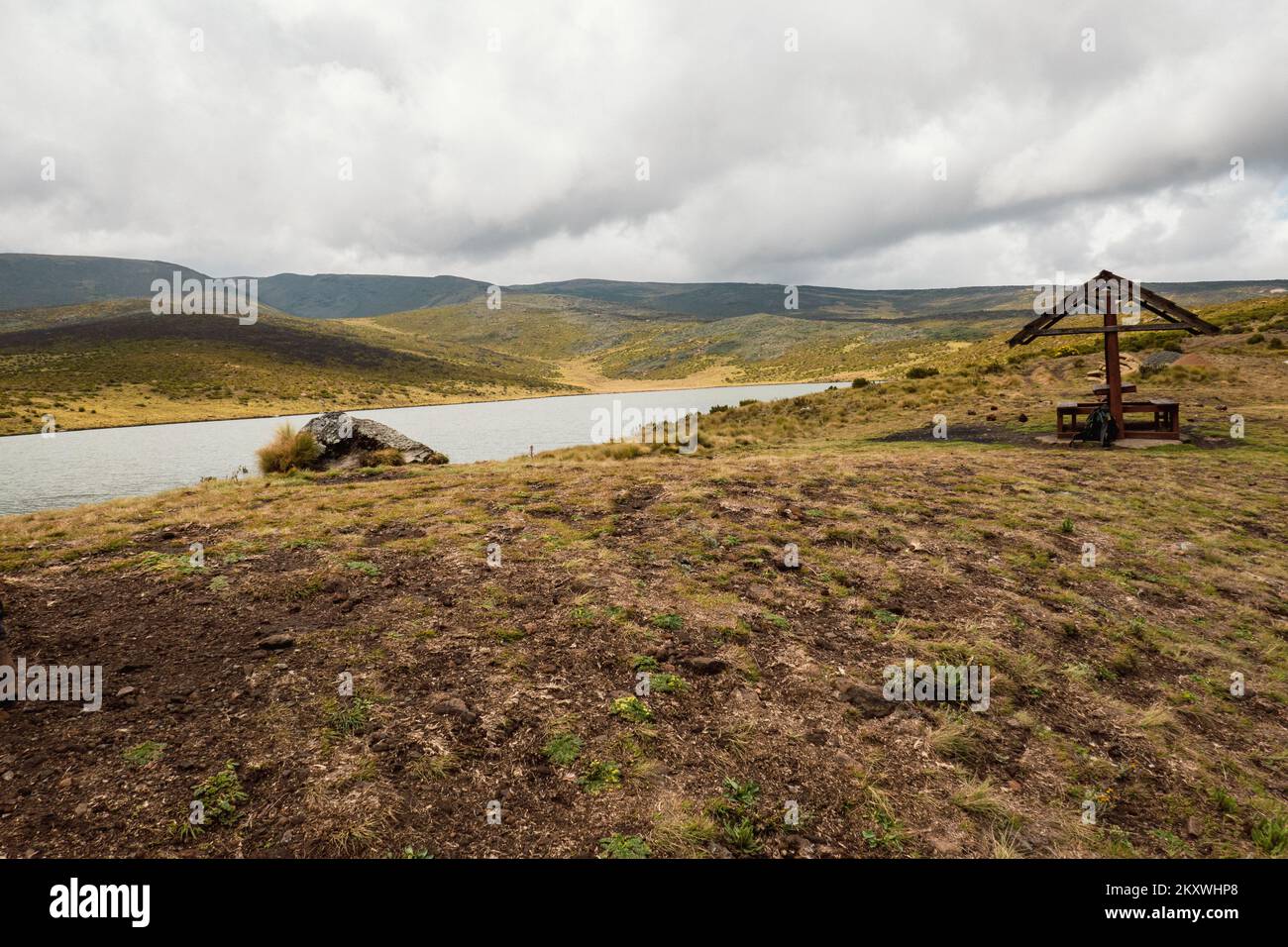 Scenic view of Lake Ellis on Chogoria Route, Mount Kenya National Park ...