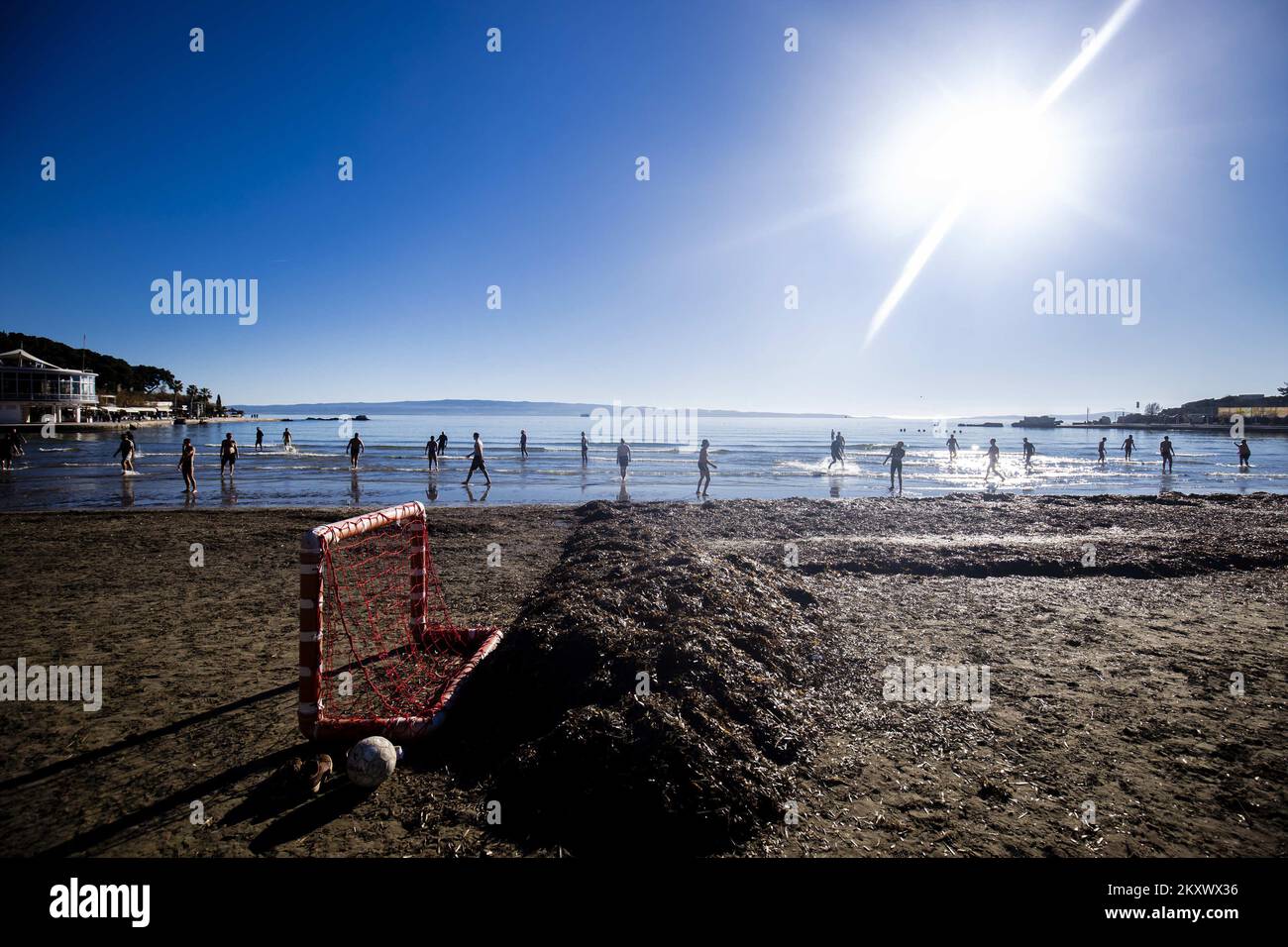 People play a traditional game of picigin during a traditonal Sylvester ...