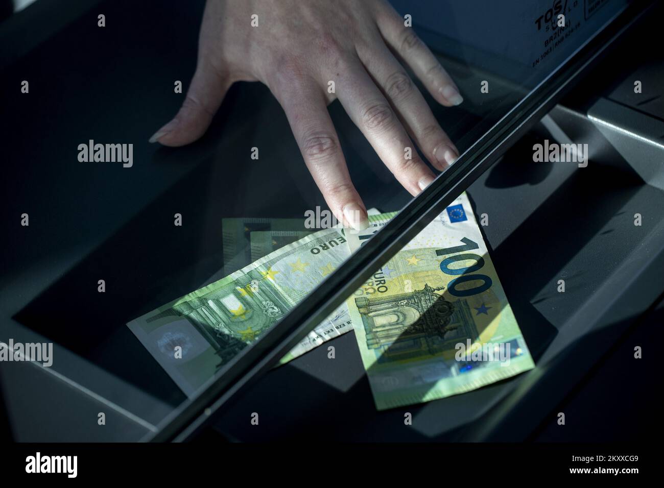 Croatia is replacing the national currency Kuna with Euro on January 1 ...