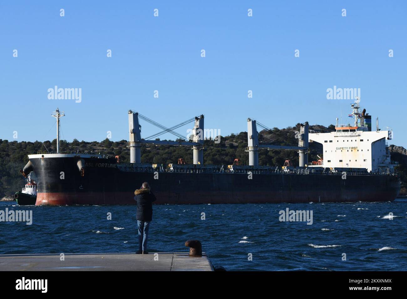 The cargo ship "ASL FORTUNE" sailed through the Channel of St. Ante in ...