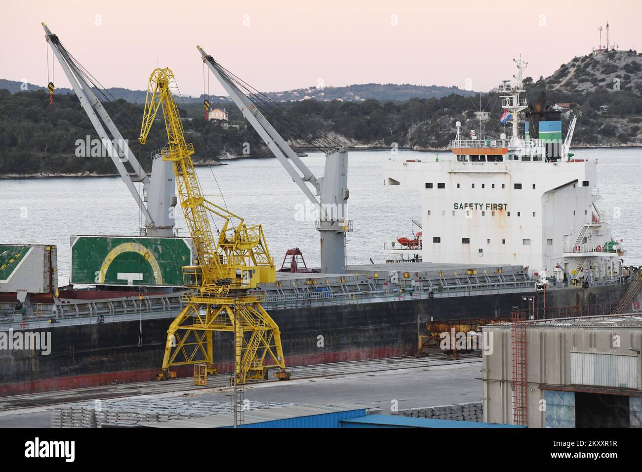 The cargo ship "ASL FORTUNE" arrived in the port of Sibenik, Croatia on ...