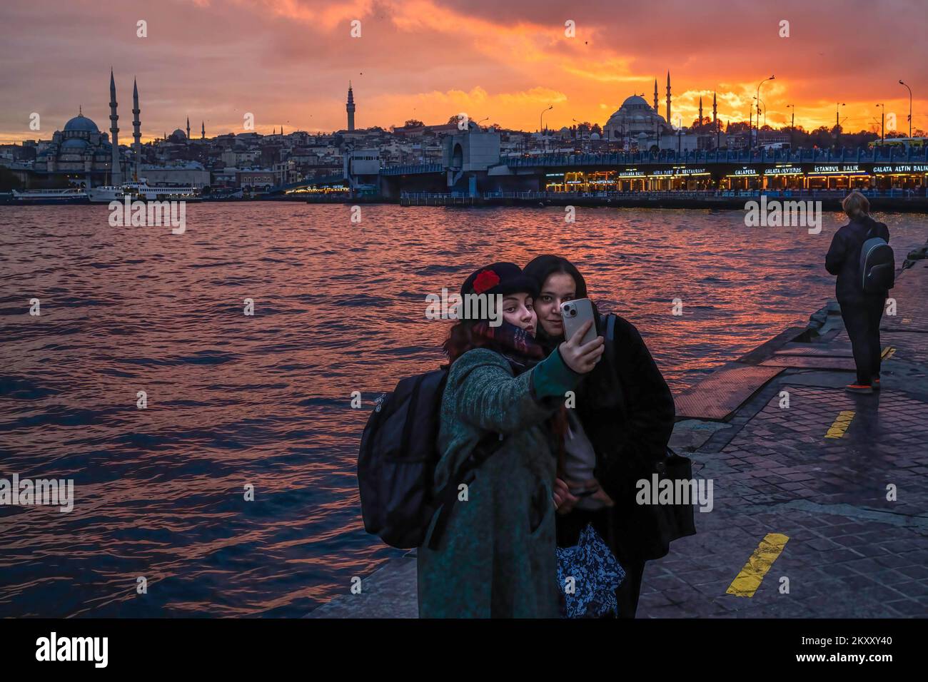 Women turkey selfie hi-res stock photography and images - Alamy