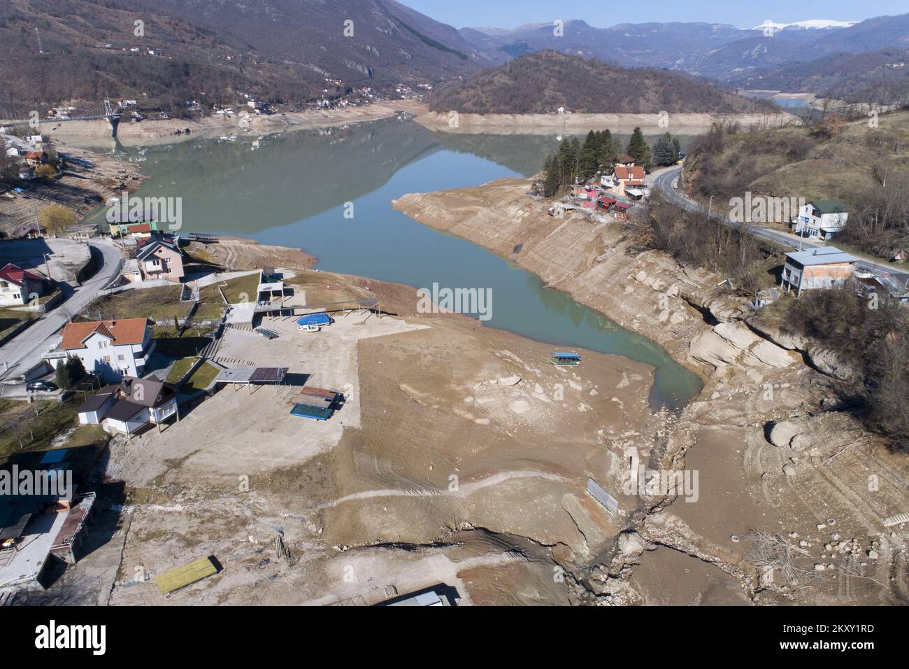 Dam before and after construction hi-res stock photography and images ...