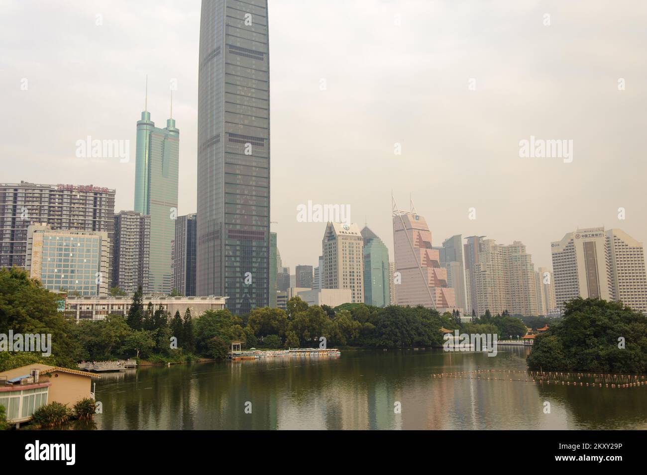 Shen zhen skyscrapers hi-res stock photography and images - Alamy