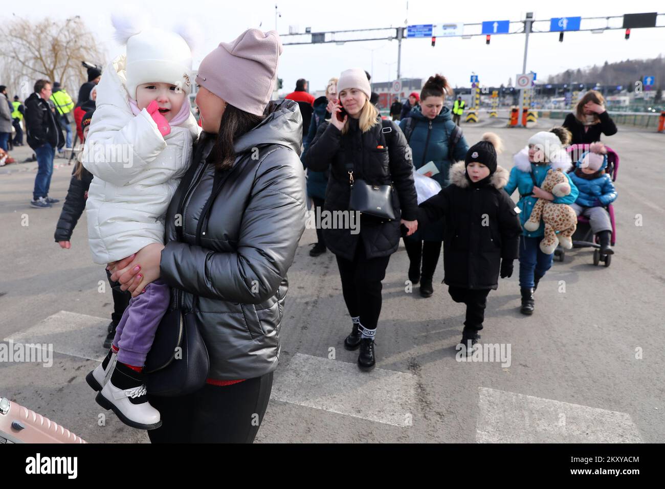 Ukraine medyka poland border hi-res stock photography and images - Alamy