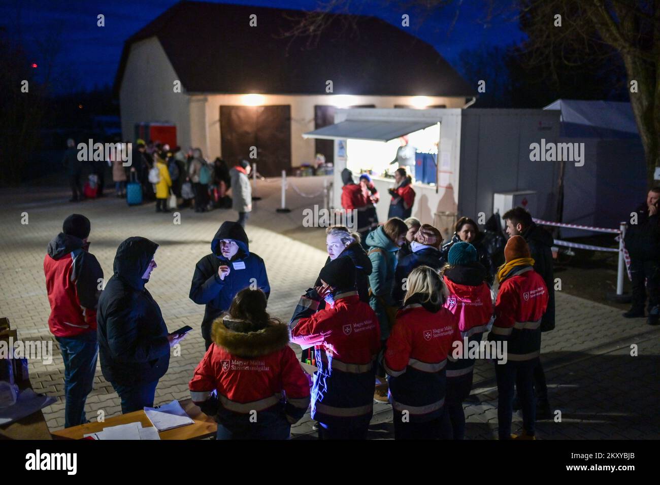 Red Cross of Sovereign Order of Malta has organized a reception center ...
