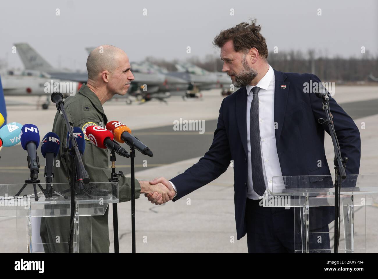 Commander of the 31st Fighter Wing Brigadier at Aviano Air Base General ...
